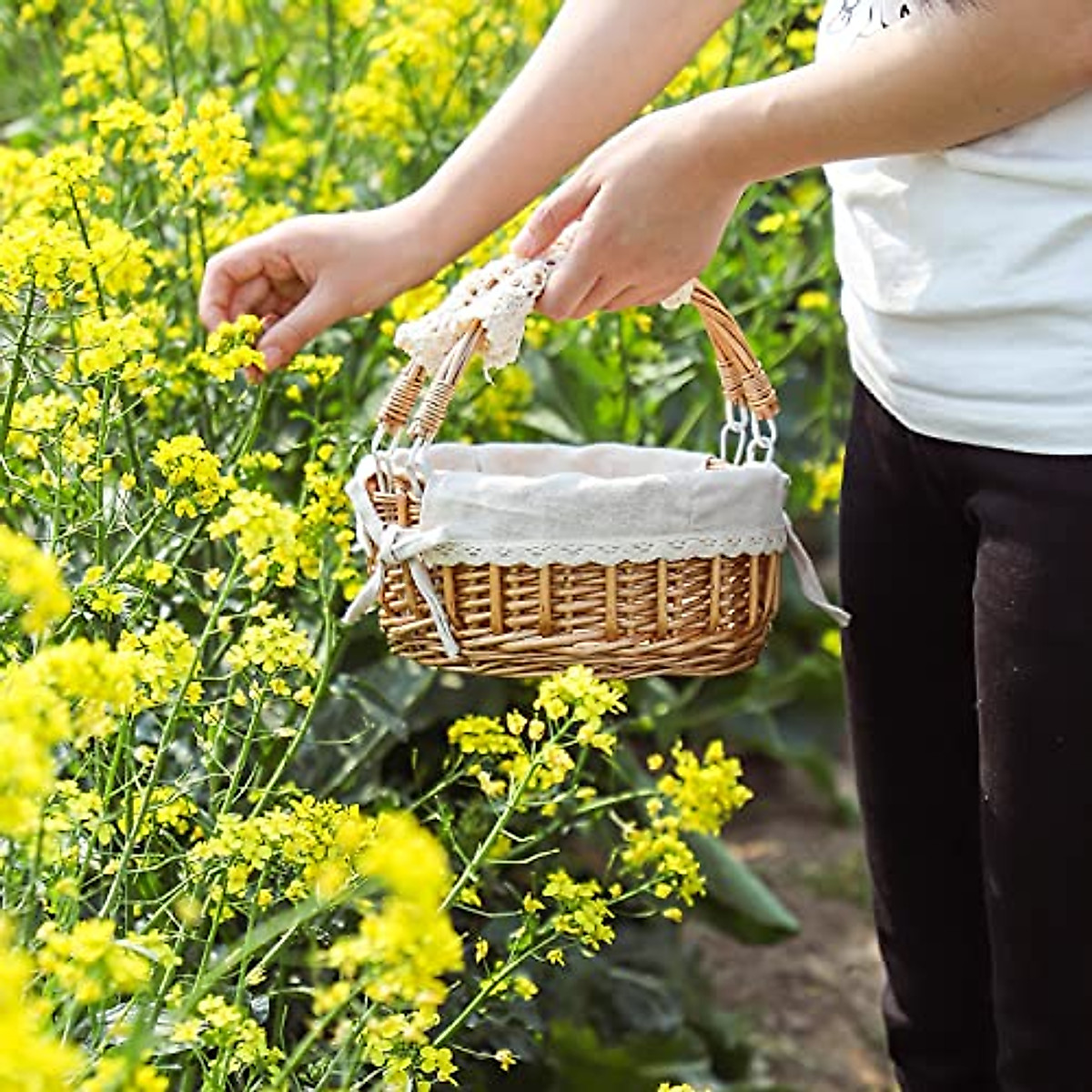 Wicker Basket with Handles, Woven Willow Storage Basket for Picnic,Decoration,Gift,Wedding (Beige Lace)