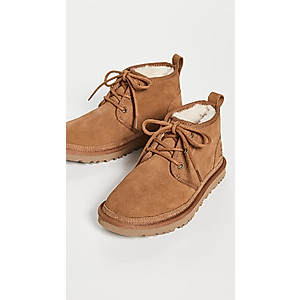 UGG Women's Neumel Boot, Chestnut, 09