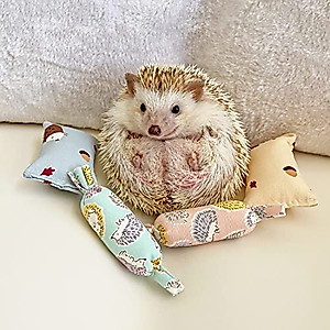 Ymid Select 4 Pcs Hedgehog Mini Pillows Small Animal Toys Habitat Decor Cage Accessories Hedgehog Supplies Photo Props Toy for Ferret ,Rabbit,Bird,Parrot,Mouse,Chinchilla, Rat,Gerbil,Dwarf Hamster