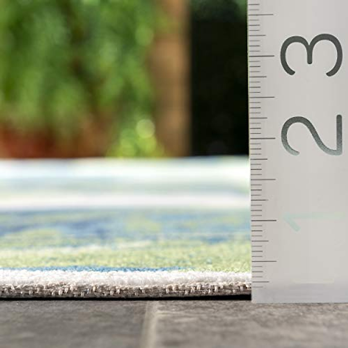 nuLOOM Lisa Floral Indoor/Outdoor Runner Rug, 2' 6" x 6', Multi