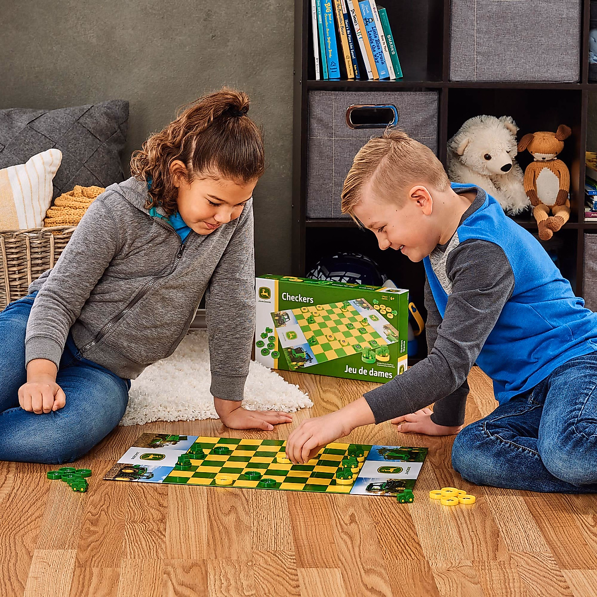 John Deere Checkers Board Game - Includes Themed Folding Board, Checkers, and Collectible Tractor Kings - Collectible Farm Toys and Strategy Games - Ages 6 Years and Up