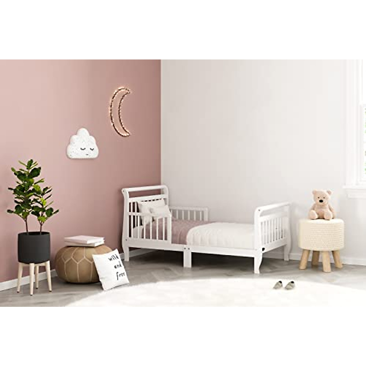 Graco Classic Sleigh Toddler Bed (White) – Includes Toddler Bed Rails, Fits Standard-Size Crib and Toddler Bed Mattress, Traditional Style for Kids Bedroom