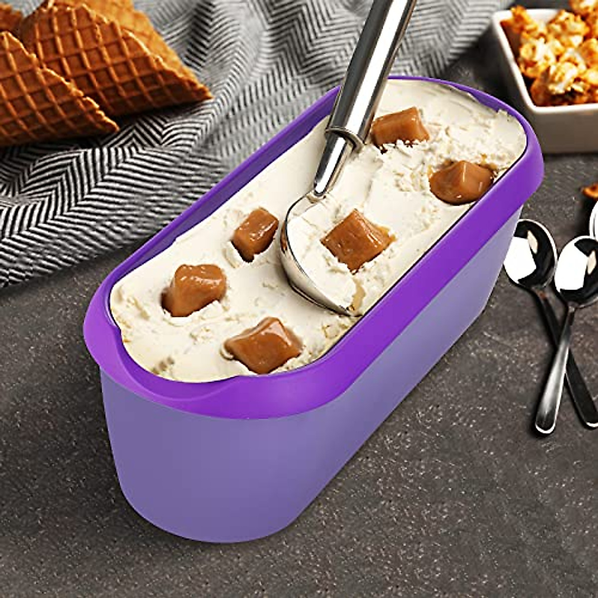 2 Pieces Ice Cream Storage Containers with Lids Set 2.5 Quarts Homemade Ice Cream Tubs, Reusable Cream Container with Non Slip Base Freezer Containers (Green and Purple)