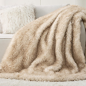 Bedsure Faux Fur Throw Blanket, Brown Thick and Warm Blanket for Winter, Fuzzy Elegant Fluffy Decoration Blanket for Sofa, Couch and Bed, Cozy Soft Luxury Blanket 50x70 inches