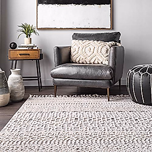 nuLOOM Talula Soft Textured Tassel Area Rug, 8' x 10', Beige