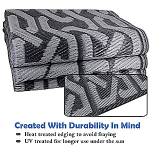 SAND MINE Reversible Mats, Plastic Straw Rug, Modern Area Rug, Large Floor Mat and Rug for Outdoors, RV, Patio, Backyard, Deck, Picnic, Beach, Trailer, Camping (5' x 8', Black & Grey)