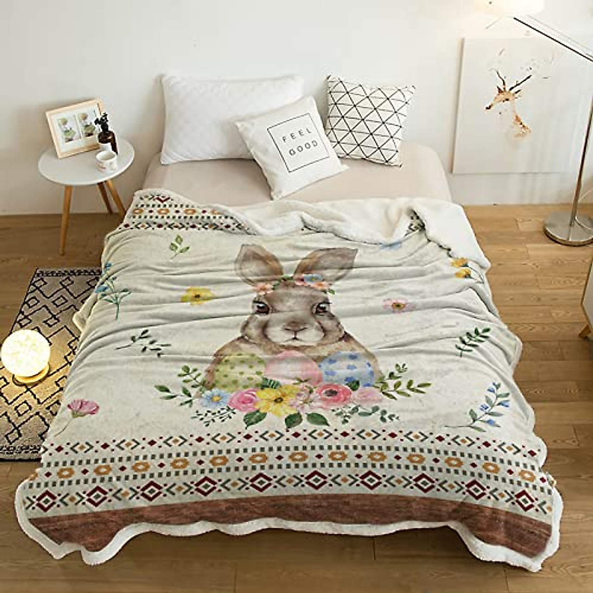Fantasy Staring Easter Bunny Sherpa Fleece Throw Blanket - Farmhouse Easter Eggs Rabbit Spring Flower Fluffy Super Soft Microfiber Blanket Fuzzy Blanket for Couch Bed Sofa 50 x 80 Inches