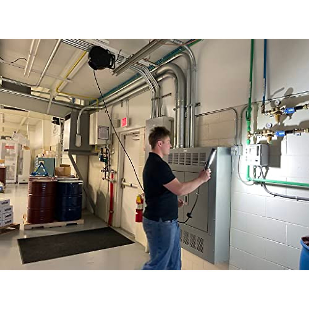 Alert ProReel 8150MM Retractable Cord Reel w/LED Work Light | 50' - 16/3 SJTOW Task Light Cord | 14W LED Shop Light Provides 1500 Lumens | Grounded Outlet with On/Off Handle Switch