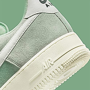 Nike Men's Air Force 1 '07 LV8 Certified Fresh, Rattan/Rattan/Alpha Orange/Sai, 10.5