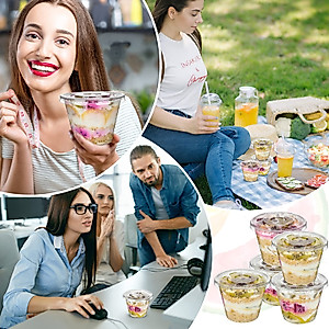200 Pcs 9 oz Disposable Overnight Oats Jars Container with Lids and Spoons Set, Include 100 Pieces Plastic Yogurt Parfait Cups with Lids and 100 Pcs Spoons for Breakfast Snack Fruit, Veggies and Dips