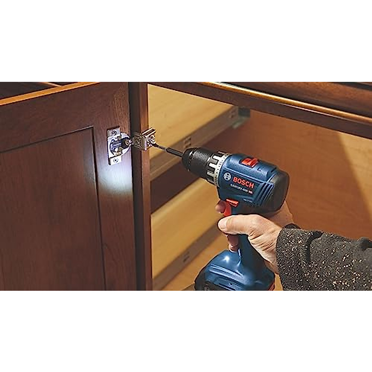 BOSCH GSR18V-400B22 18V Compact Brushless 1/2 In. Drill/Driver Kit with (2) 2 Ah Standard Batteries