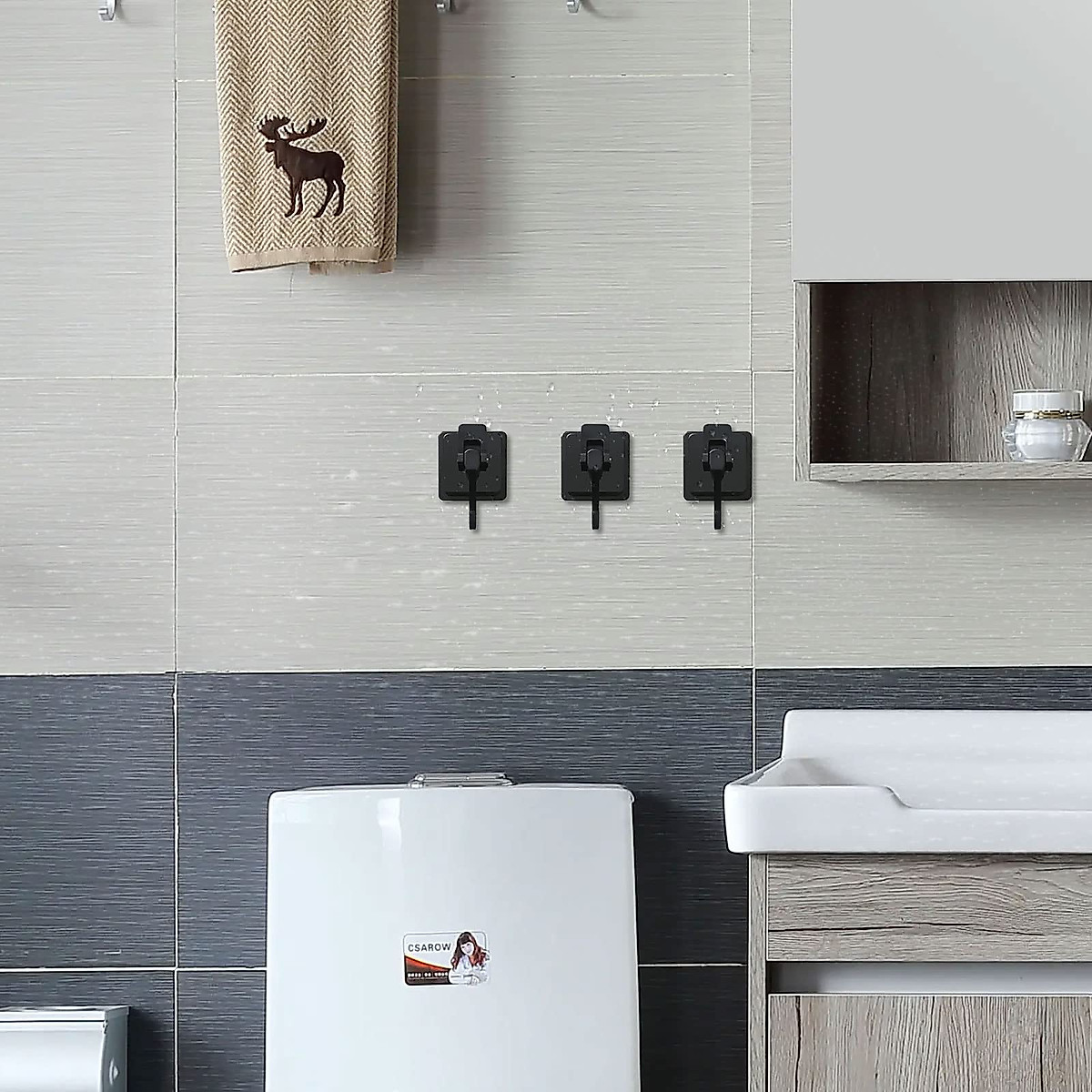 YSSILADI Suction Cup Hooks 2 Pack, Heavy Duty Vacuum Suction Shower Hooks Window Glass Kitchen Bathroom Hooks Reusable Without Punching for Towel Loofah Robe Coat Wreath Decor (Silver-Grey, 2 Pack)