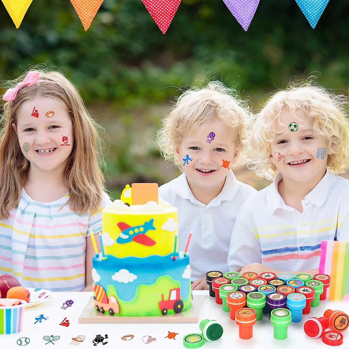 28Pcs Assorted Balls Stamps for Kids, Self Inking Football Basketball Rugby Golf Stampers for Party Favors Goody Bag Stuffers Classroom Club Rewards Party Treat Birthday Party(Ball Sports Style)