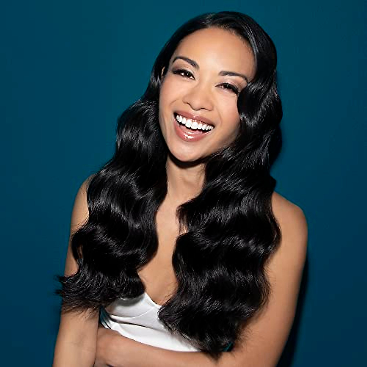 SexyHair Healthy So Touchable Weightless Hairspray, Twin Pack Light Hold and Shine All Hair Types