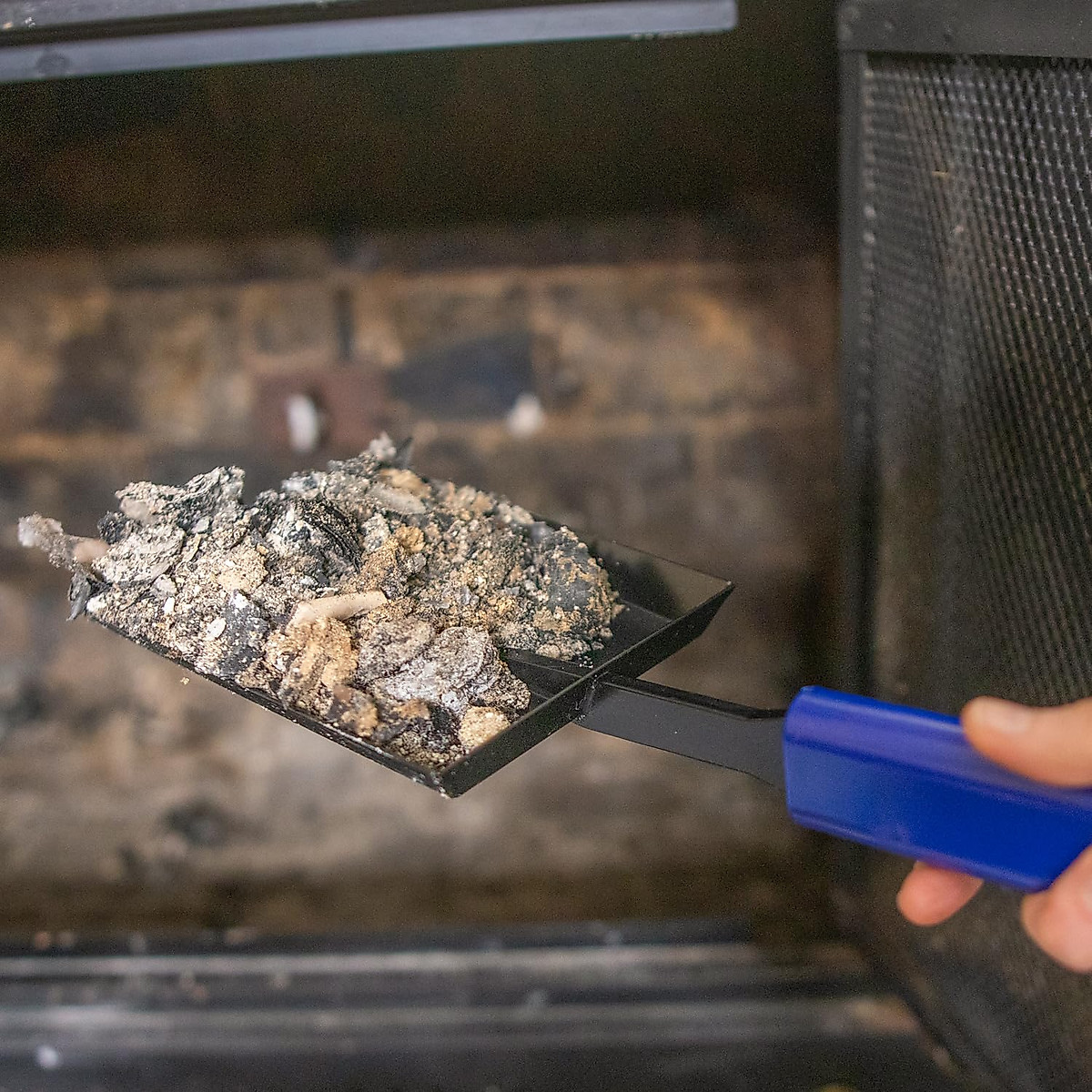 CKLT 15in Fireplace Shovel Ash Shovel for Fire Pit Fireplace Scoop Charcoal Shovel Solid Iron Gardening Shovel Fireplace Tools for Outdoor Fire Pit Indoor Fireplace Solo Stove