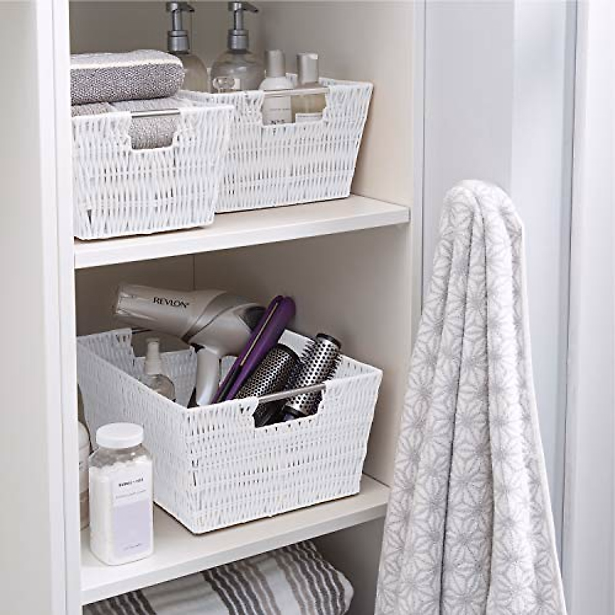 Simplify 3 Pack Set Woven Baskets with Handles, for Storage, Blankets, Toys, Books, Ideal for Home, Office, Dorm, Playroom, Closet, in White 3 Piece Rattan Tote