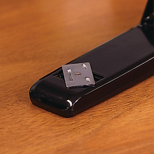 Swingline Stapler, Office Desk Stapler, 20 Sheet Paper Capacity, Durable, Heavy Duty Stapler for Office Desktop or Home Office Supplies, Black (64601)