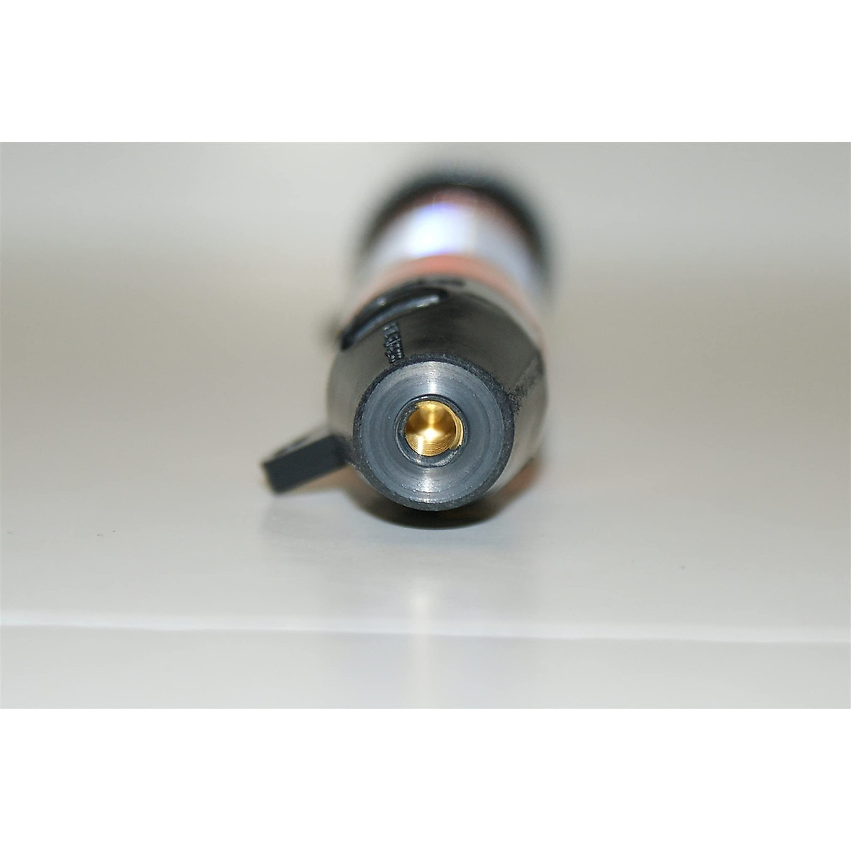 YakAttack VISILight, 1/4-20 female threaded connection