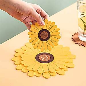 Sunflower Drink Coasters 2 Pack, Silicone Coasters for Drinks, Flower Soft Rubber Coaster, Protect Furniture from Water Marks or Damage, Non Slip Coasters (Small, Yellow)