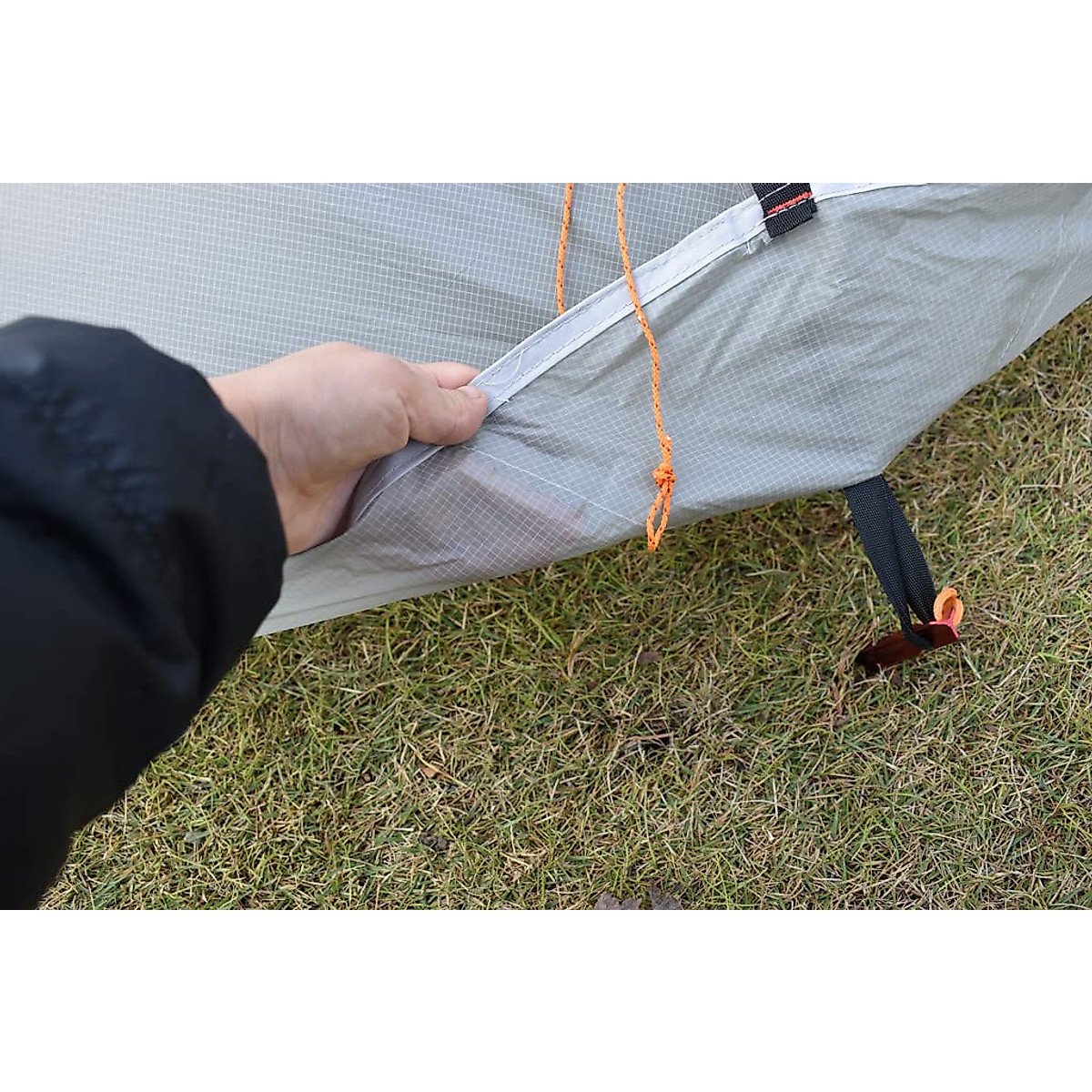 4 Person Tent Ultralight 15D Nylon Teepee Hot Tent with Fire Retardant Stove Jack for Flue Pipes with 2 Doors Snow Skirt