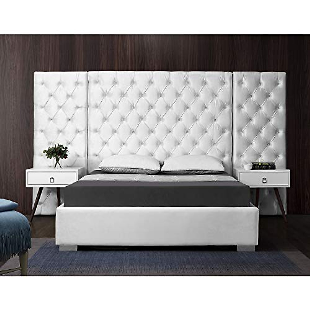 Meridian Furniture Grande Collection Modern | Contemporary Velvet Upholstered Bed with Luxurious Deep Button Tufting and Stainless Steel Legs in Polished Chrome Finish, White, King