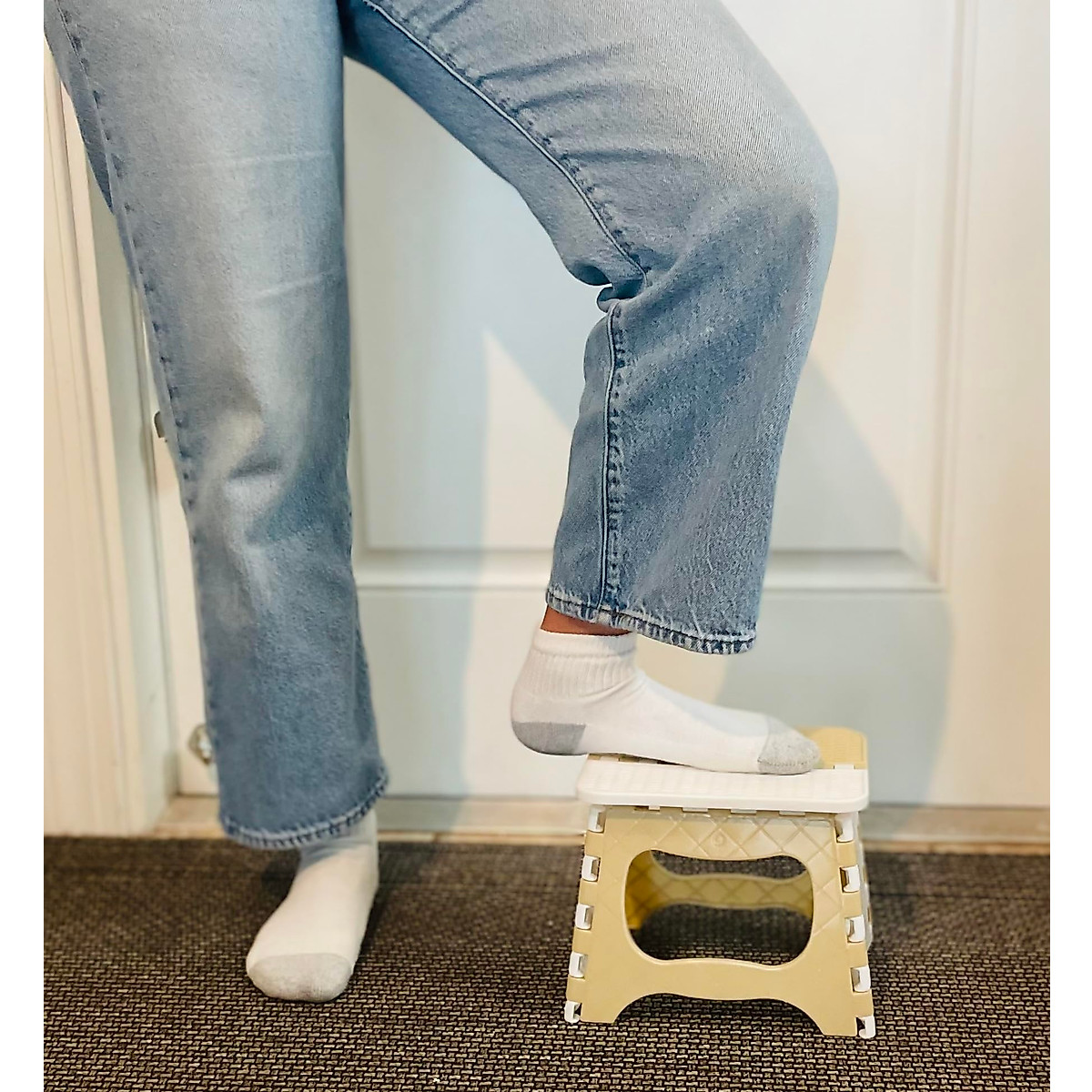 Generic Collapsible Plastic Step Stool, 8W x 6.5D x 7H inches, Mini Size (BEIGE/WHITE)