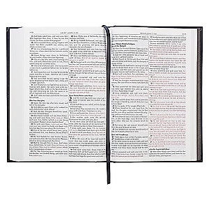 KJV Holy Bible, Pew and Worship Bible Large Print Red Letter Edition Hardcover - Ribbon Marker, King James Version, Black (KJV Pew and Worship Editions)