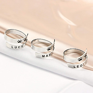 Yiyang Memorial Gifts Customized Pet Name Rings for Her Puppy Funny Dainty jewelry with Paw Print Pet Name Bella for Women Men Dog Cat Lover