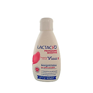 Lactacyd Intimate Wash Sensitive-Enriched with Natural Lactic Acid & Cotton Extract 200ml