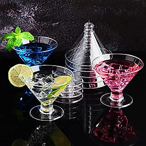 Zezzxu 40 Pack Plastic Martini Glasses - 5 oz Disposable Dessert Cups with Spoons Reusable Cocktail Glasses for Party Champagne, Parfait, Ice Cream, Pudding and Trifle