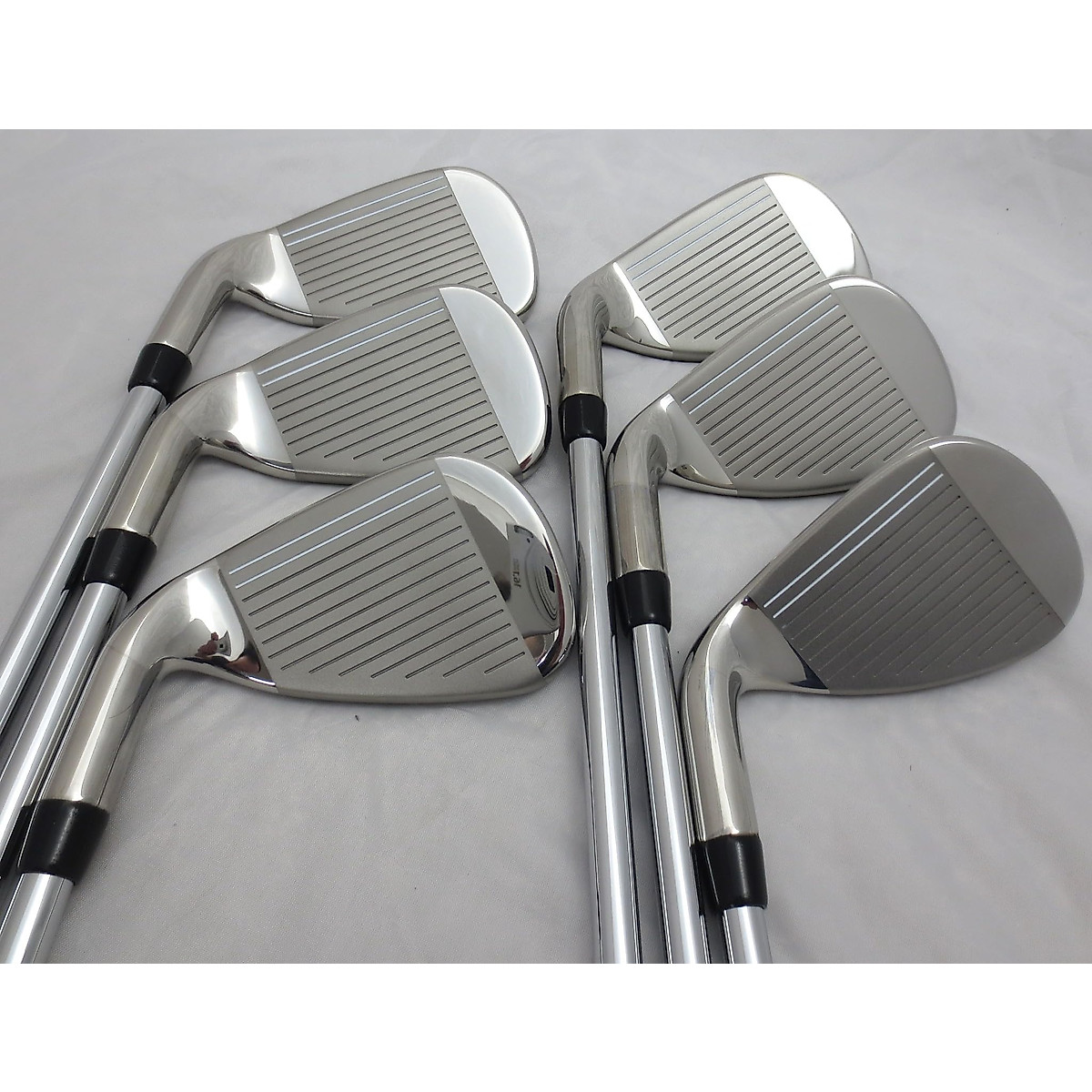 Mens Callaway Golf Set Driver, Wood, Hybrid, Irons, Odyssey Putter, Bag Right Handed Regular Flex