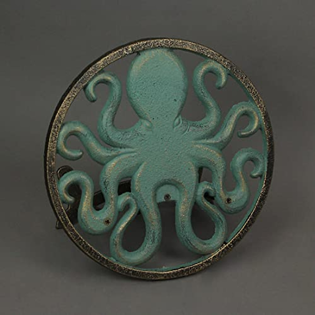 Zeckos Cast Iron 12 inch Octopus Decorative Wall Mounted Hanging Garden Hose Holder Verdigris Green Finish - 125 ft Hose