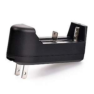 3.7V Smart Universal Rechargeable AAA AA 18650 RCR123A 14500 16340 17650 Li-ion Battery Charger for Camera/Flashlight/Laser Sight/Toys (Single Slot)