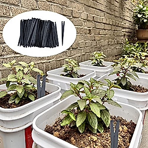 MYYZMY 80 Pcs Irrigation Drip Support Stakes 1/8-1/4" Universal Drip Lines Tubing Hose for Gardens, Flowers, Plants, Vegetable