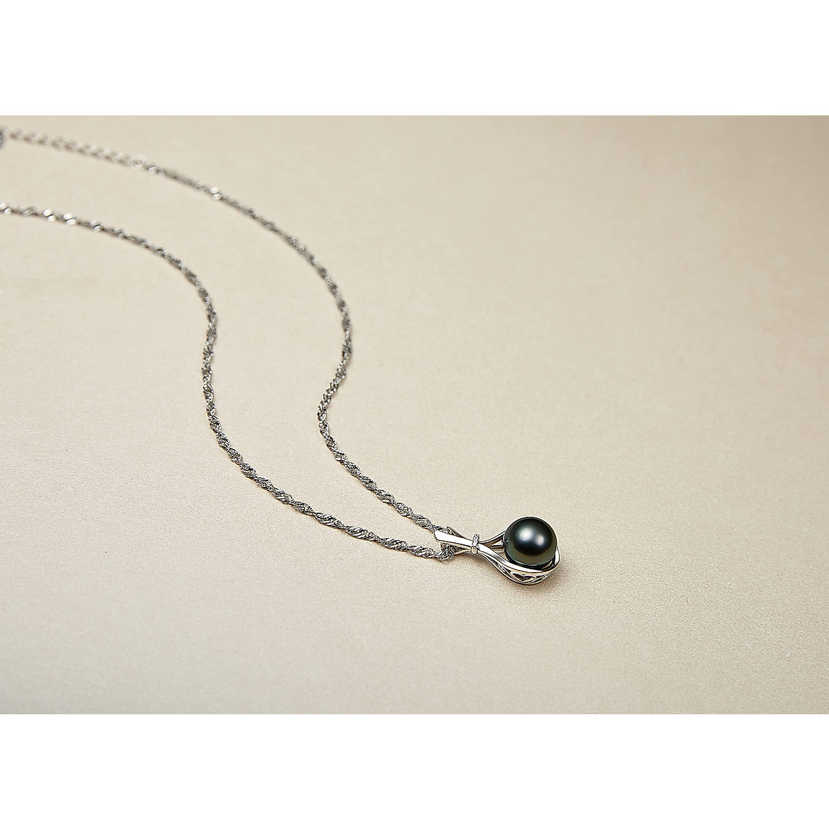 Red Lychee Genuine Black Pearl Necklace AAAA Quality 10 mm Round South Sea Cultured Tahitian Black Pearl Pendant Necklace with Certified Moissanite Gift for Women Wife Mom 18 inches