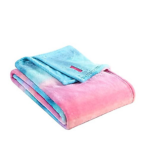Betsey Johnson | Fleece Collection | Blanket - Ultra Soft & Cozy Plush Fleece, Lightweight & Warm, Perfect for Bed or Couch, King, Ombre