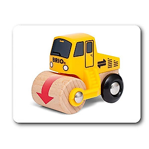 BRIO Construction Vehicles - Premium Wooden Toy Train Set | Fun and Educational | Easy Magnetic Couplings | FSC Certified Wood | Ideal Christmas or Birthday Gift