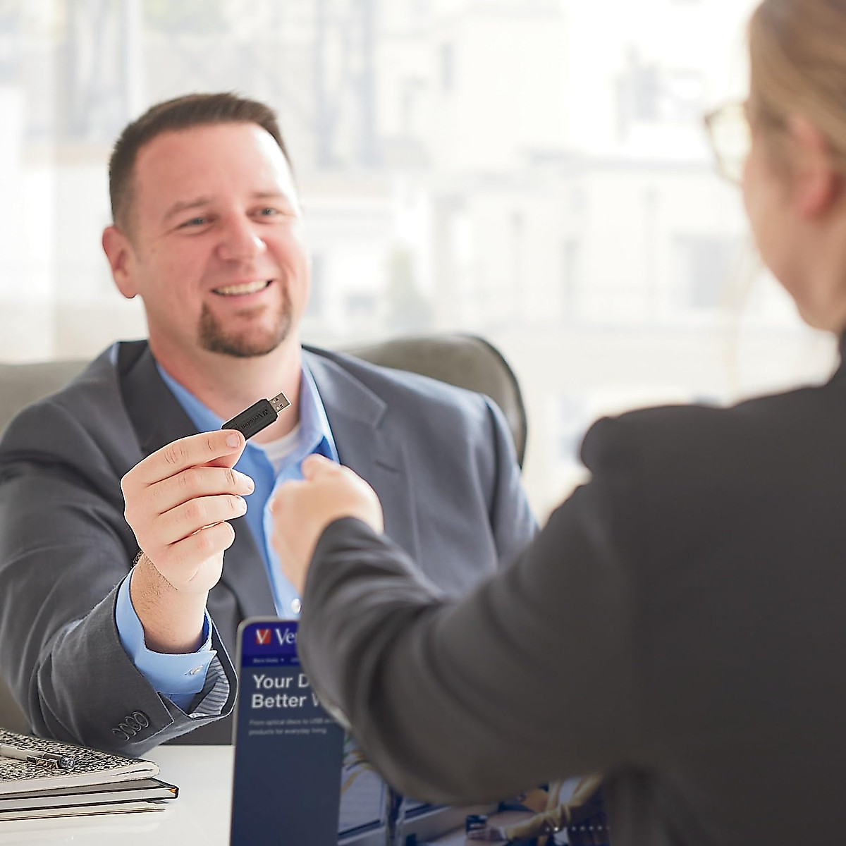 Verbatim 32GB Pinstripe USB 2.0 Flash Drive Retractable Thumb Drive - 5 Pack - Multicolor (Green, Blue, Red, Purple, Cyan)