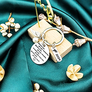 WXCATIM 2024 Graduation Gifts Keychain College Graduation Gifts For Her Him High School Graduate Boy Girl Grad Inspirational Gifts For Daughter Son Graduating Senior Students Keepsake