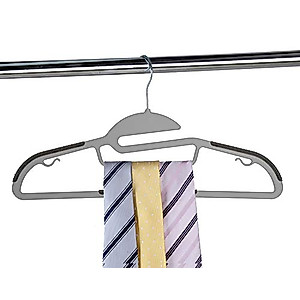 Finnhomy Heavy Duty 50 Pack Plastic Hangers, Durable Clothes Hangers with New Generation Non-Slip Pads,Space Saving Easy Slide Organizer for Bedroom Closet, Great for Shirts, Pants, Gray