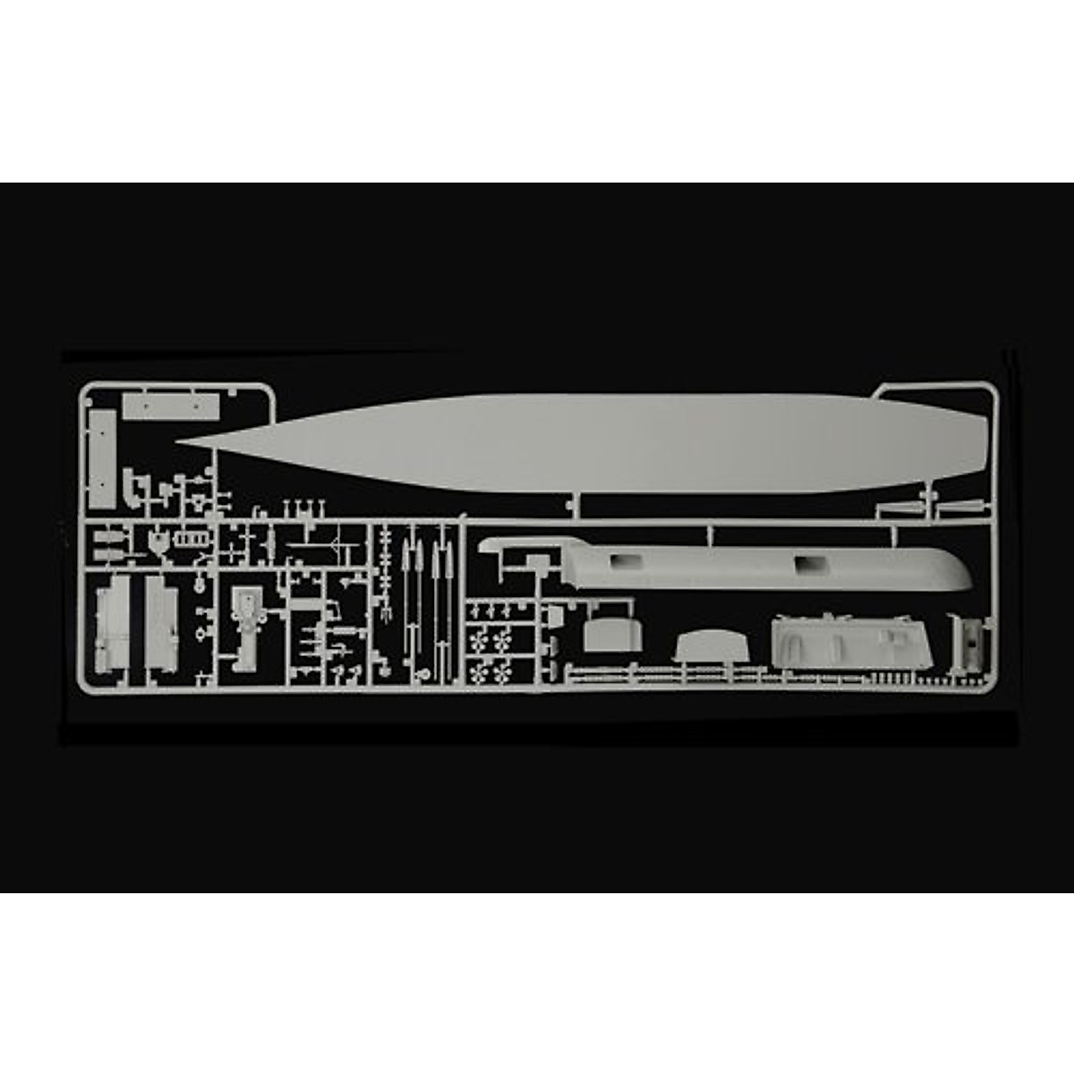 Italeri U.S.S. Kitty Hawk CV-63