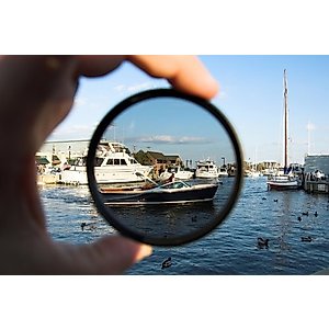 C-PL (Circular Polarizer) Multicoated | Multithreaded Glass Filter (72mm) for Canon EF-S 18-200mm f/3.5-5.6 is USM