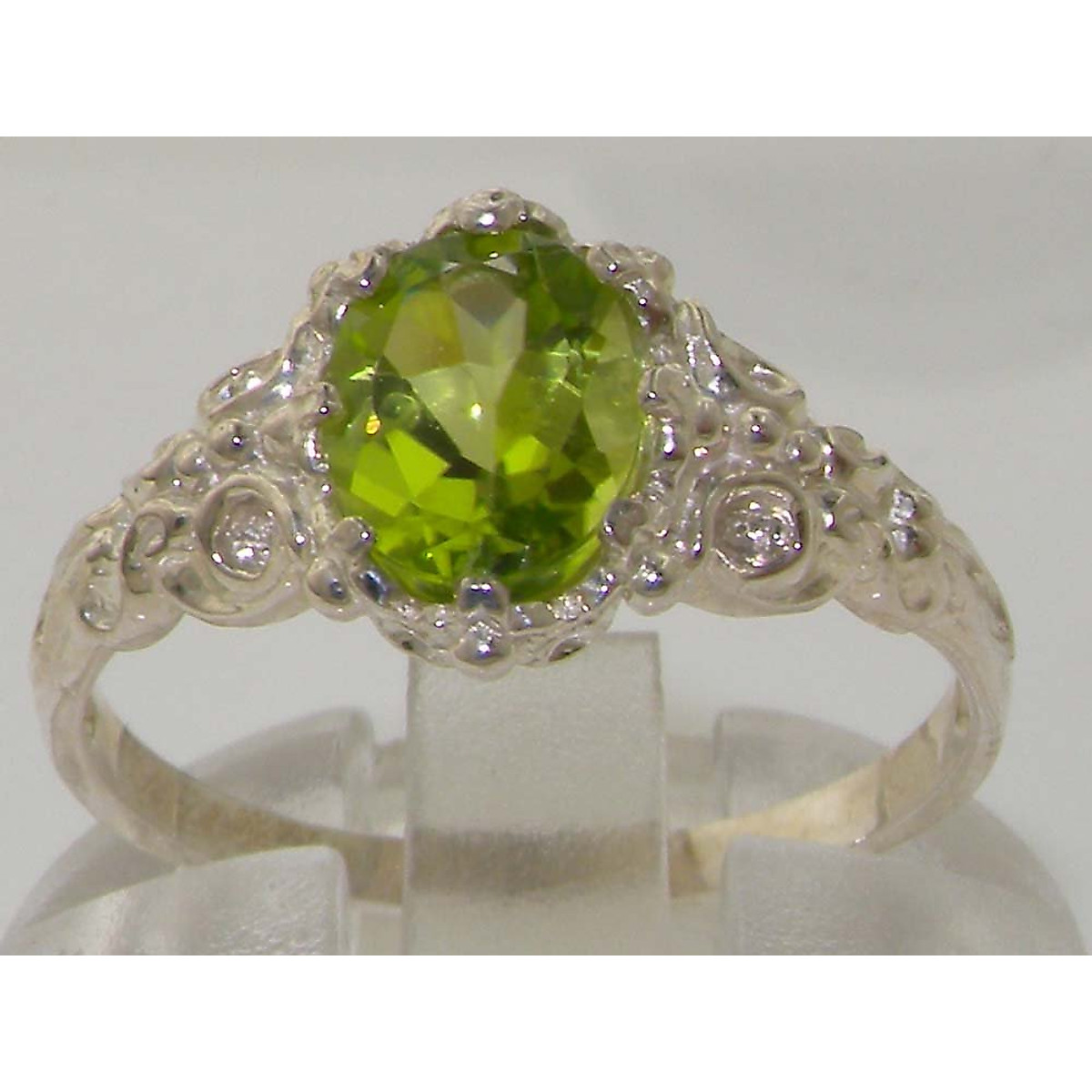 LetsBuyGold 925 Sterling Silver Natural Peridot Womens Promise Ring - Size 5.5