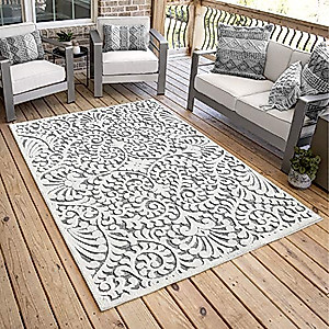 My Texas House by Orian Bluebonnets Area Rug, 7'9" x 10'10", Natural Gray