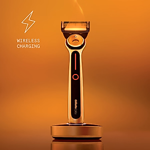 Gillette Heated Razor for Men, Deluxe Travel Shave Kit by GilletteLabs, 1 Handle, 2 Blade Refills, Charging Dock, Case