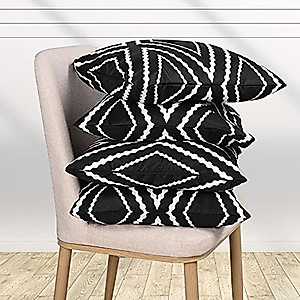 4 Pack Decorative Outdoor Waterproof Throw Pillow Covers 18 x 18 Inches Patio Furniture Pillows Waterproof Geometric Garden Cushion Case Boho Pillow Shell for Patio Garden Couch Sofa