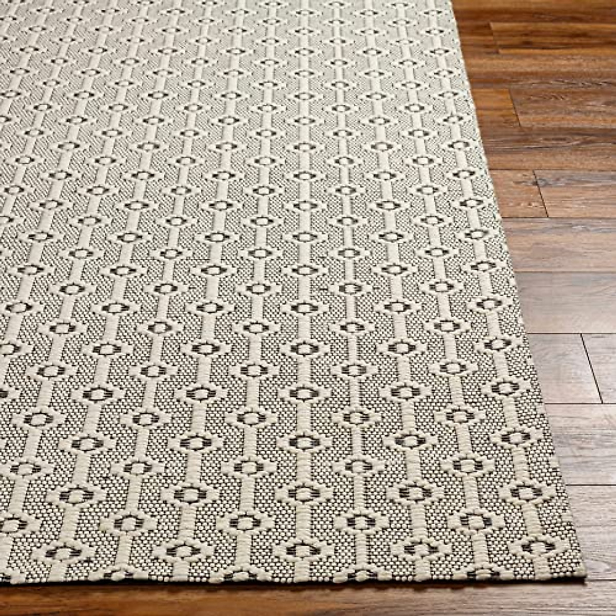 Hauteloom Puna Living Room, Bedroom Area Rug - Contemporary - Off White, Black - 8' x 10'
