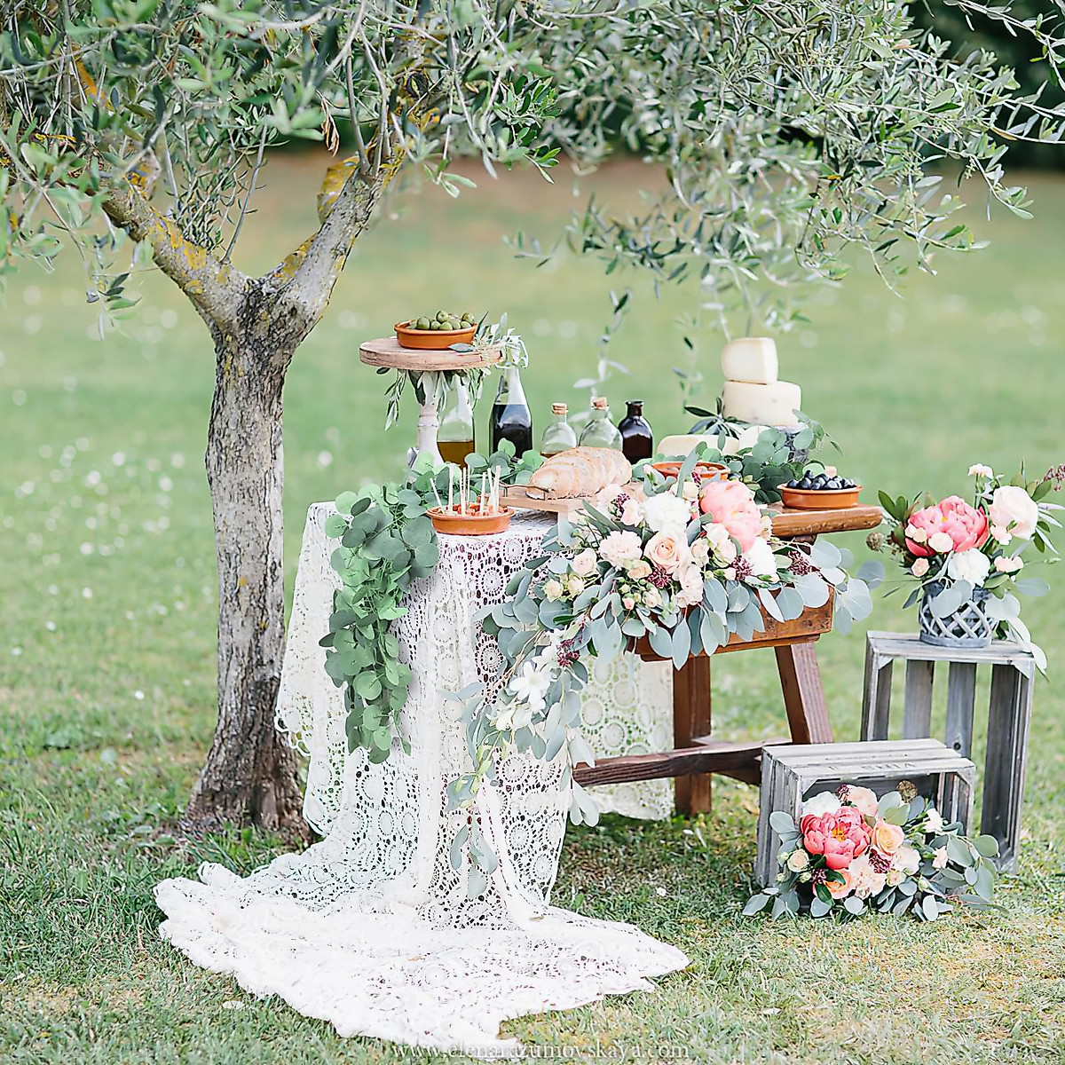 CQURE 12 Pack 84Ft Eucalyptus Garland,Artificial Eucalyptus Leaves Table Greenery Garland Wreath Vines for Wedding Party Table Fireplace Bedroom Wall Room Decor