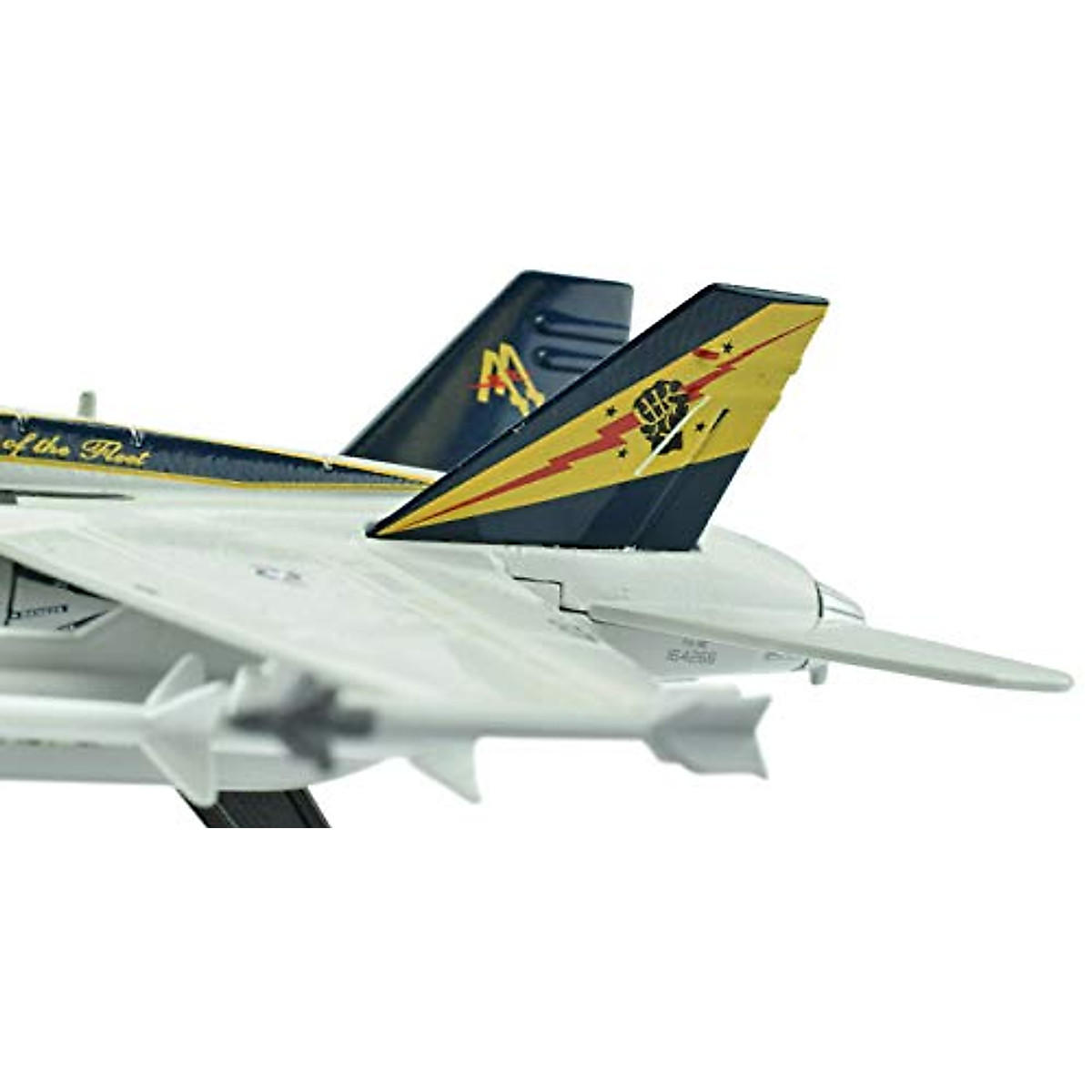 Daron Postage Stamp / Premium Hobbies F/A-18C Hornet VFA-25 Fist of The Fleet 1:150 Die-Cast Airplane PS5338-6