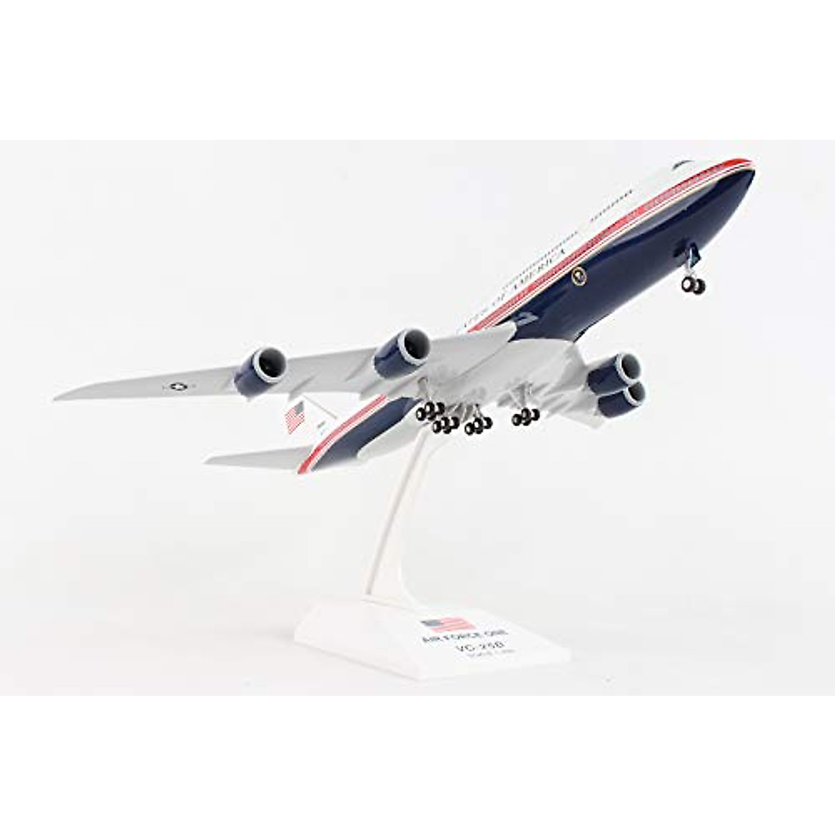 Daron Skymarks 747-8i Air Force One (VC25B) 1/200 Scale w/Gear SKR1076 New 2020
